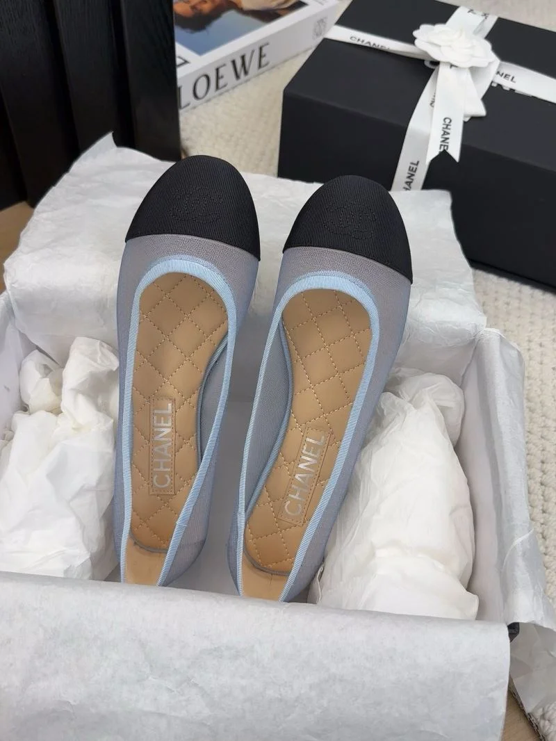 Exact replica Chanel Low Shoes
