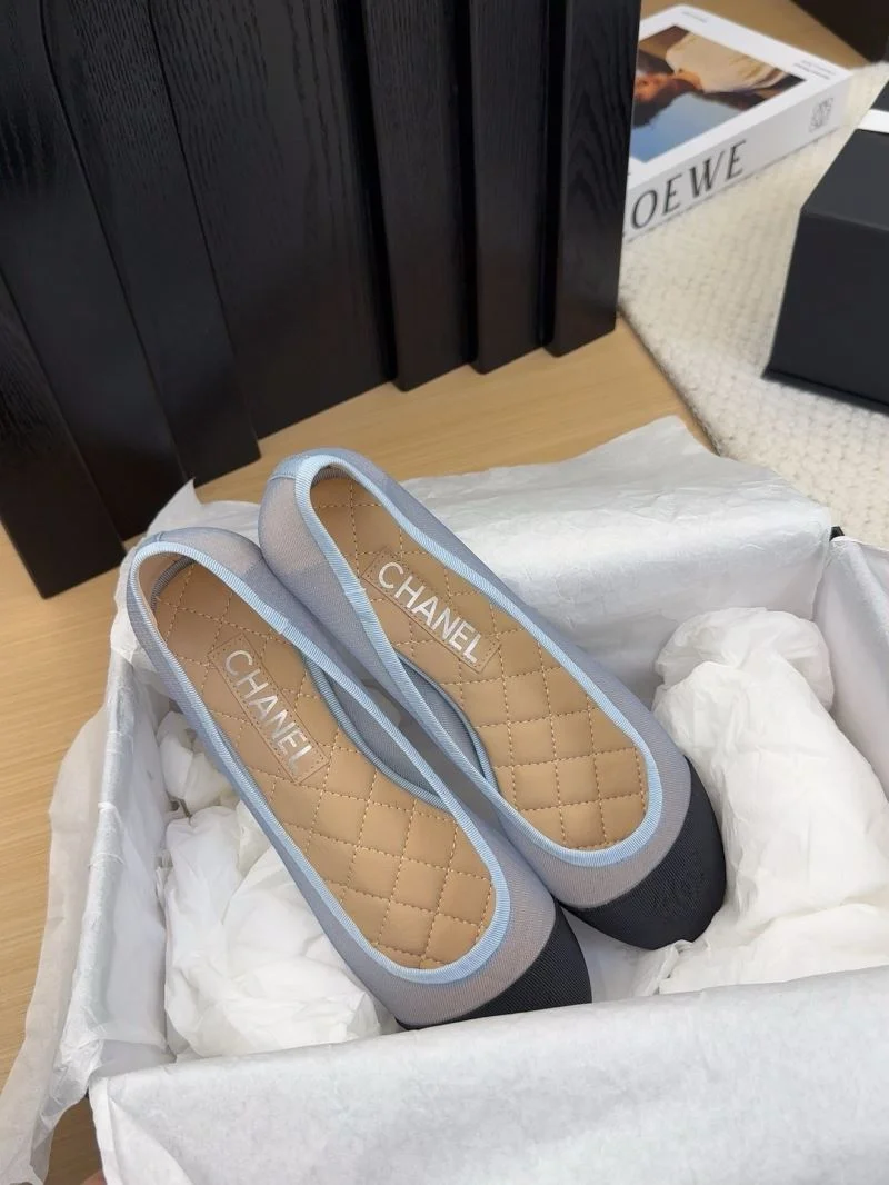 Exact replica Chanel Low Shoes