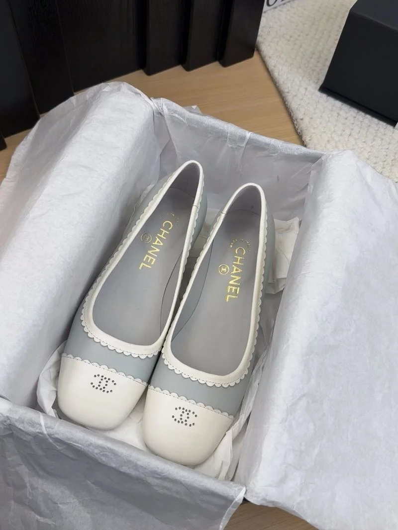 Genuine Chanel Low Shoes