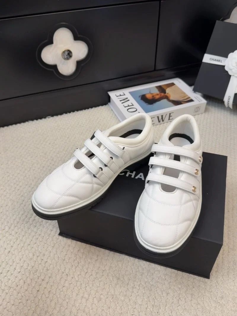 Low-cost Chanel Low Shoes