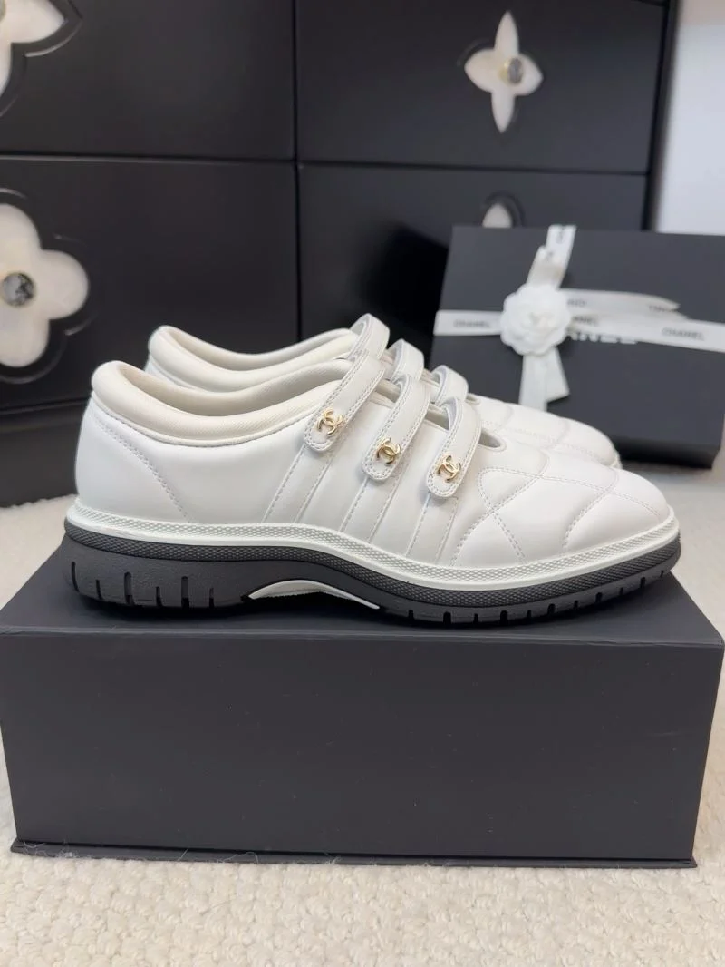 Low-cost Chanel Low Shoes