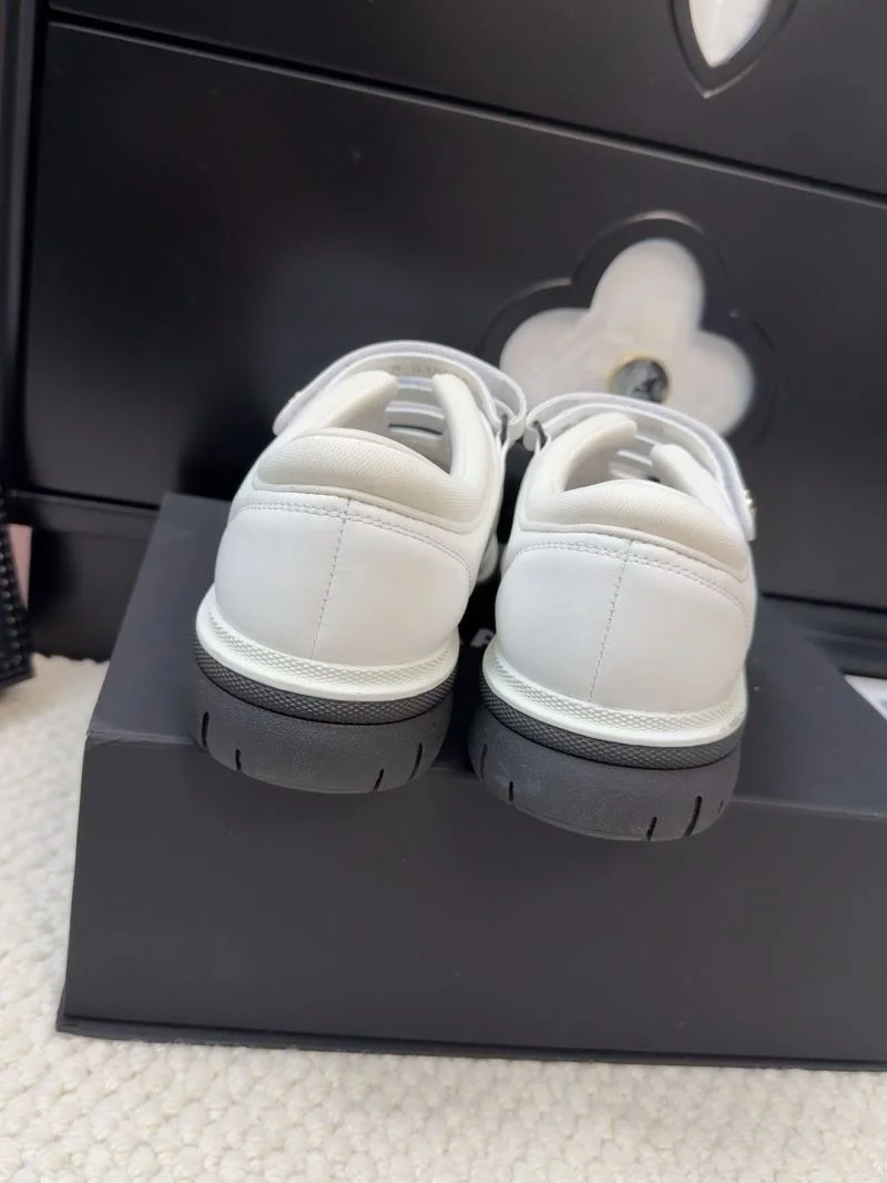 Low-cost Chanel Low Shoes