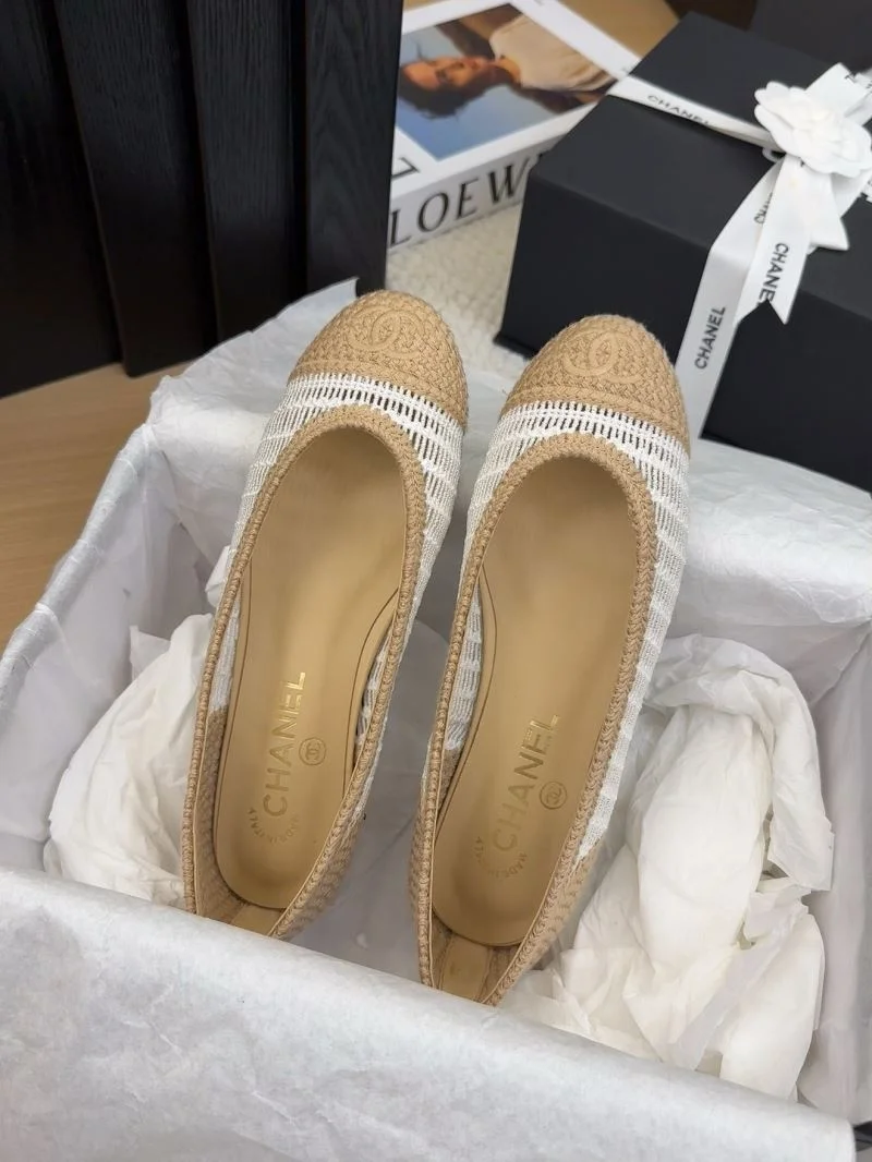 Inexpensive Chanel Low Shoes