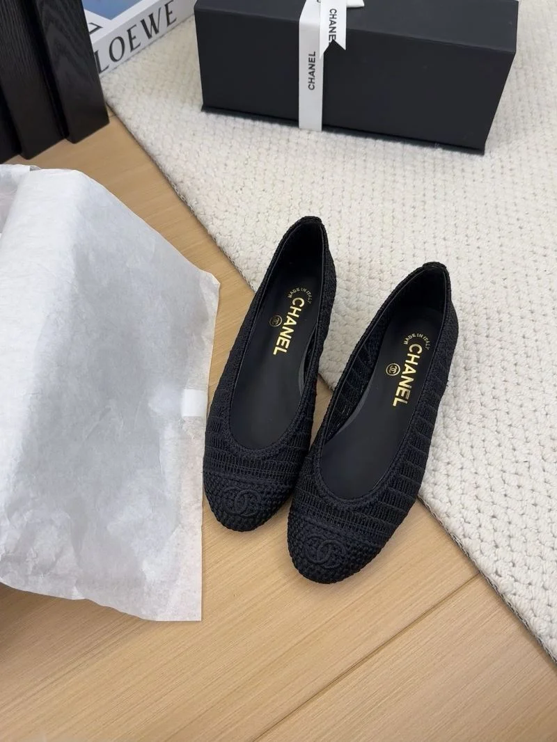 Indistinguishable Chanel Low Shoes
