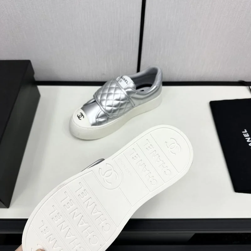 Official Chanel Low Shoes