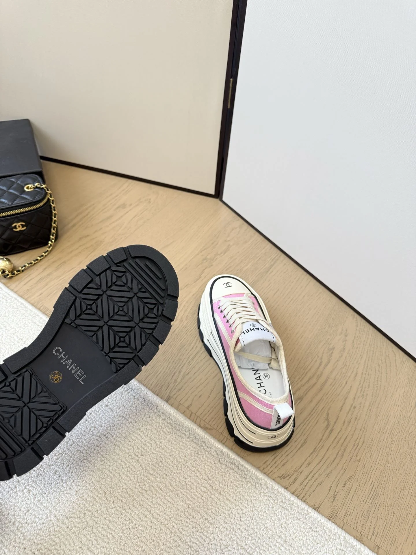 Perfect replica Chanel Low Shoes