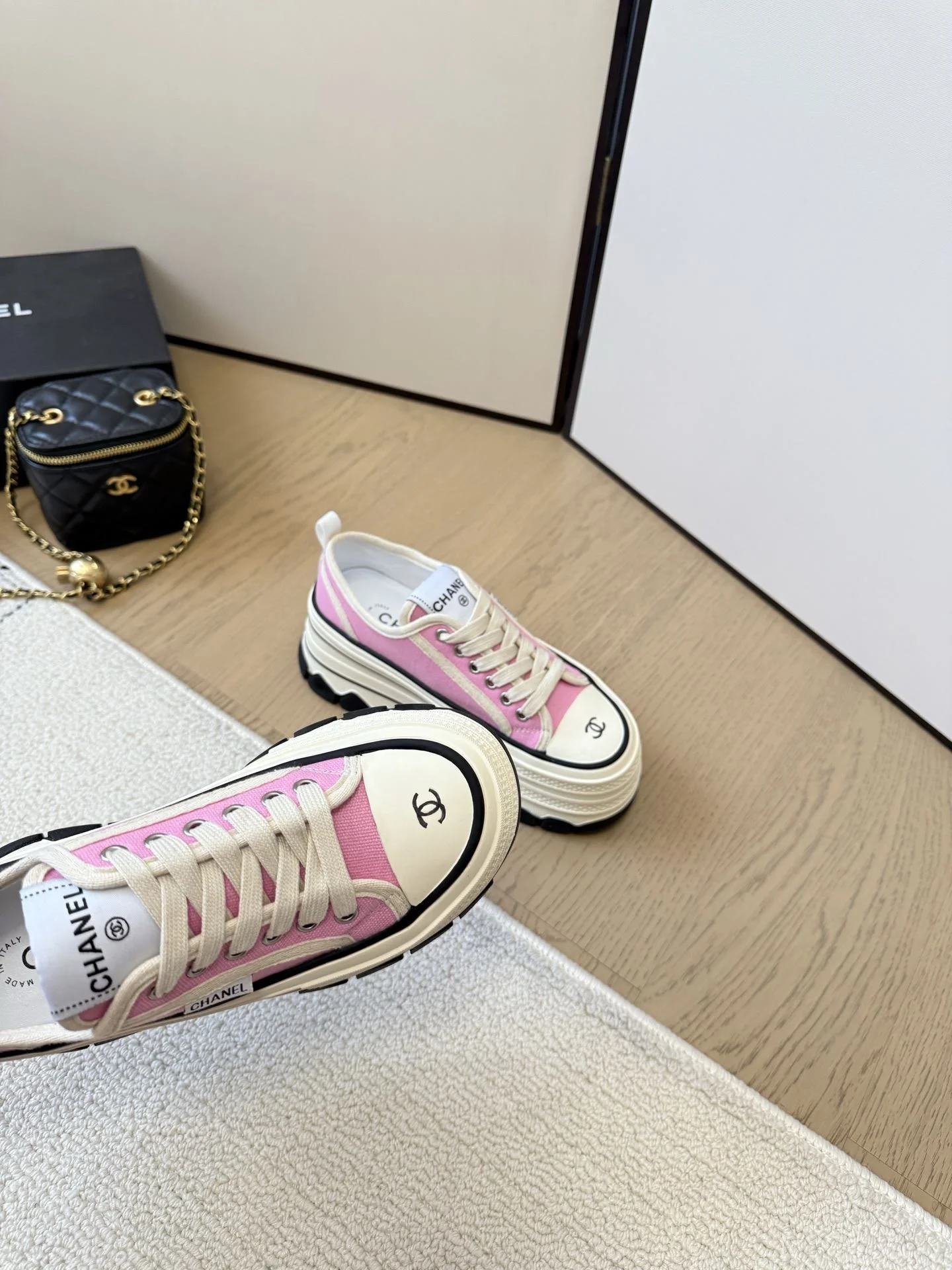 Perfect replica Chanel Low Shoes
