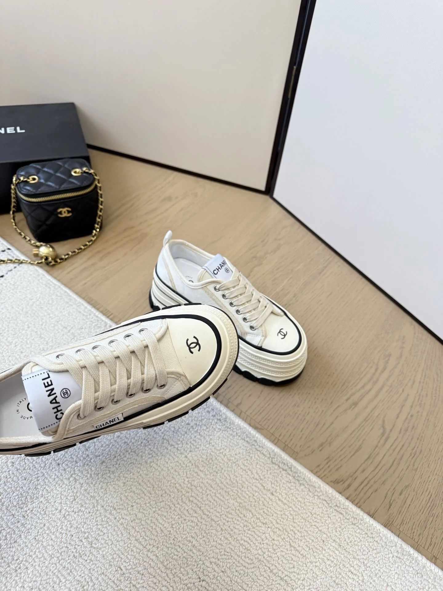 Legit Chanel Low Shoes