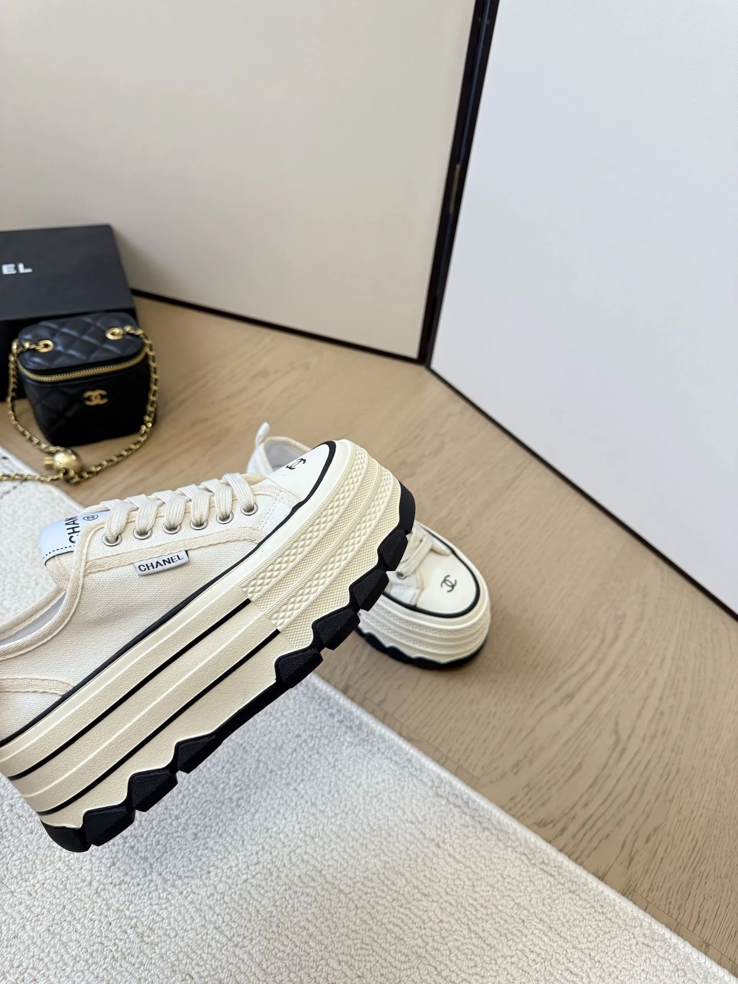 Legit Chanel Low Shoes