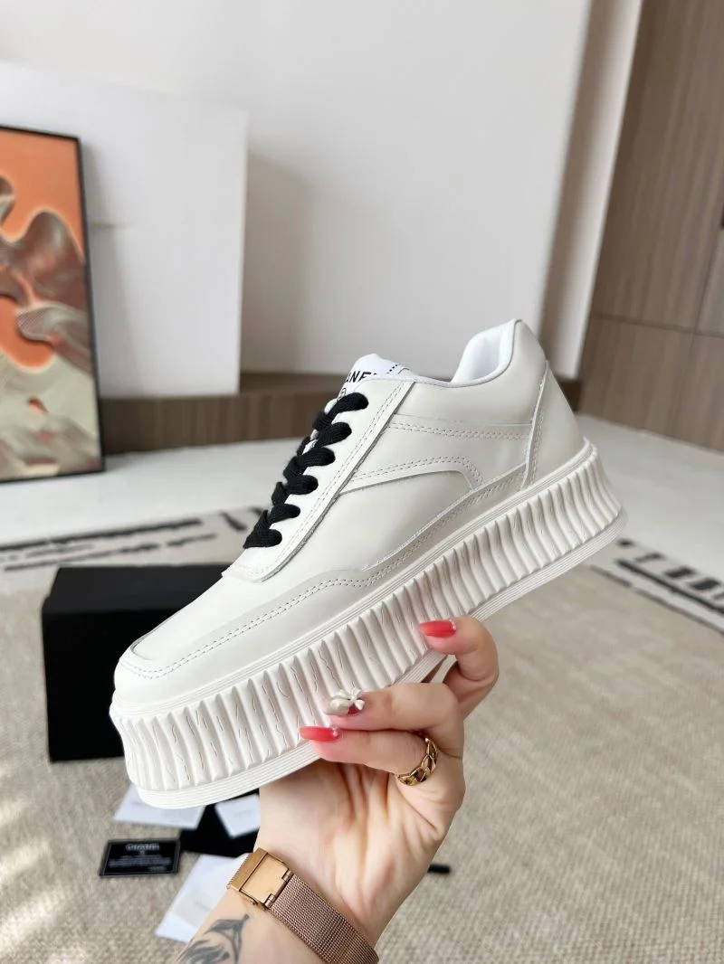 Exact replica Chanel Low Shoes