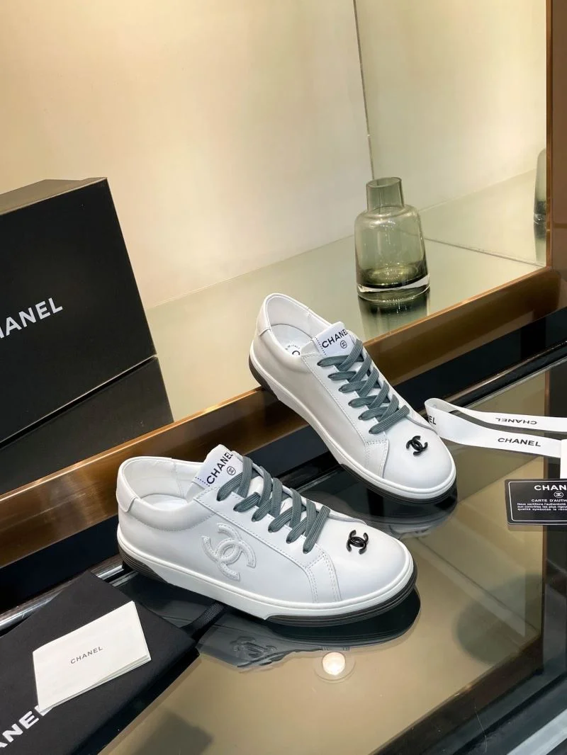 Exact replica Chanel Low Shoes