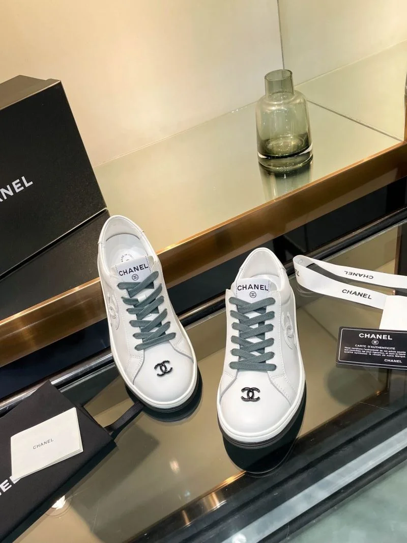 Exact replica Chanel Low Shoes