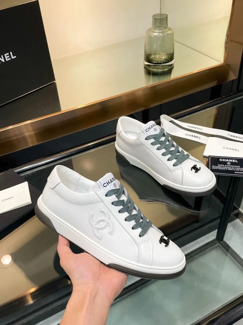 Exact replica Chanel Low Shoes