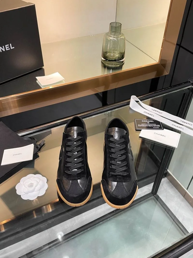 Bargain Chanel Low Shoes
