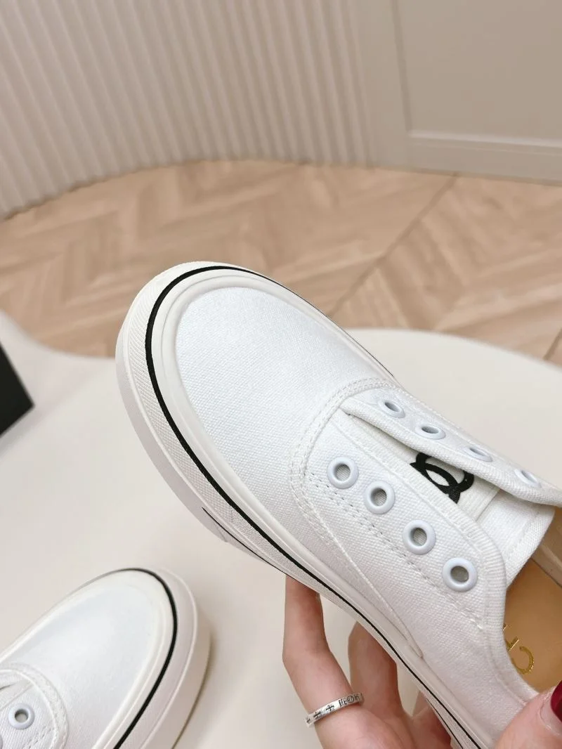 Inexpensive Chanel Low Shoes