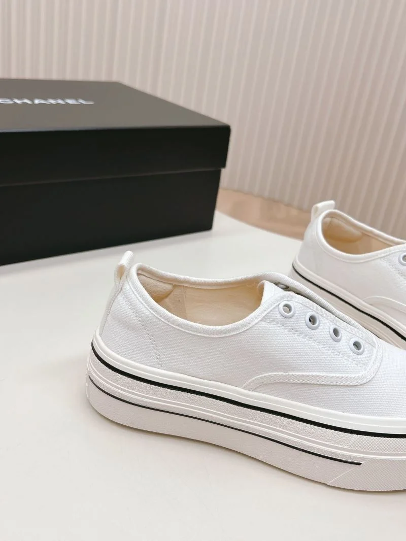 Inexpensive Chanel Low Shoes