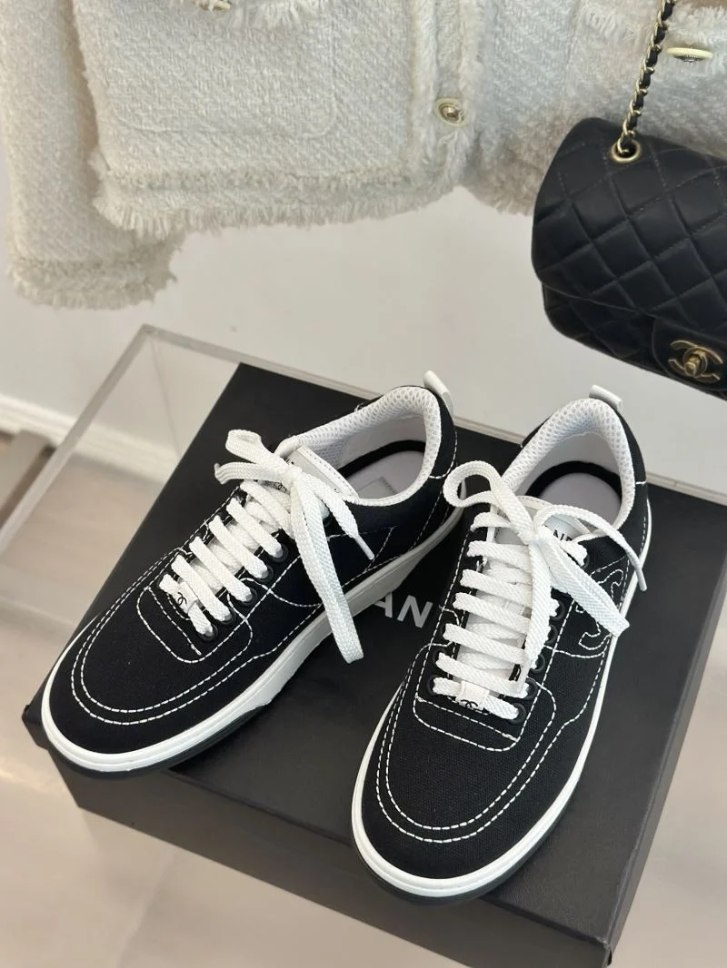 Precise copy Chanel Low Shoes