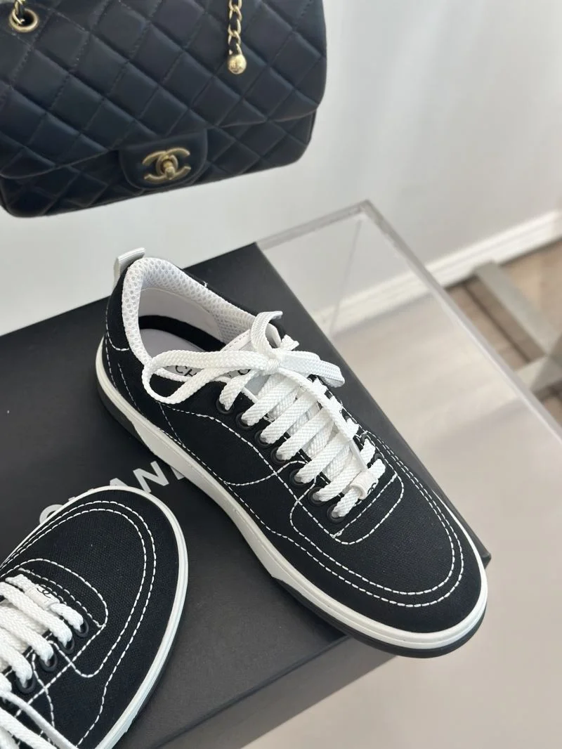Precise copy Chanel Low Shoes