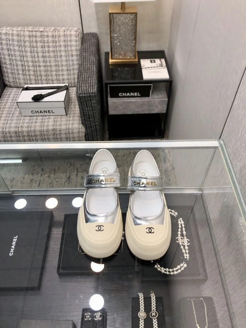 Chanel Low Shoes