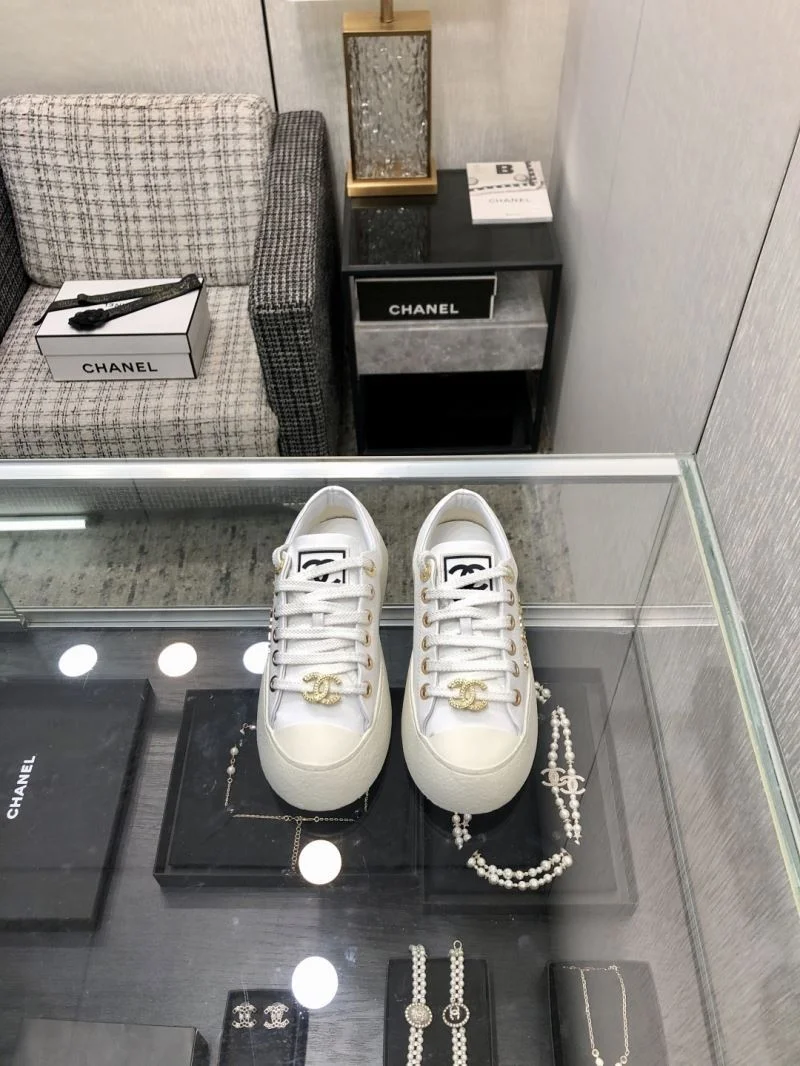 High fidelity Chanel Low Shoes