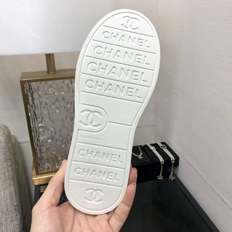 Official Chanel Low Shoes