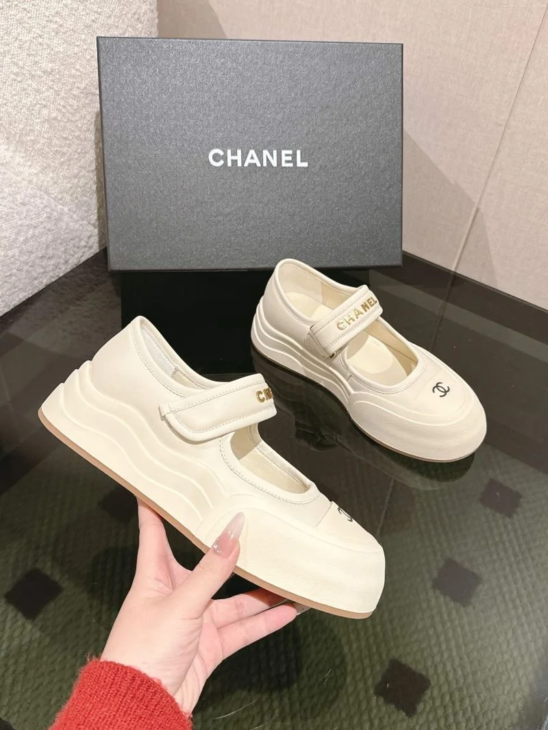 Chanel Low Shoes