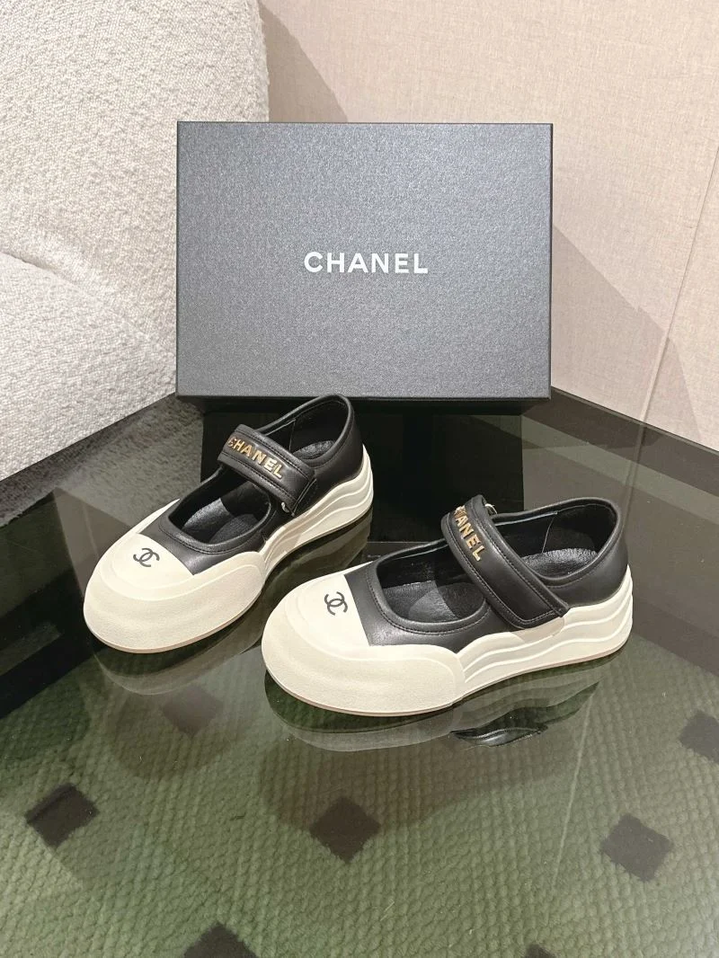 Official Chanel Low Shoes