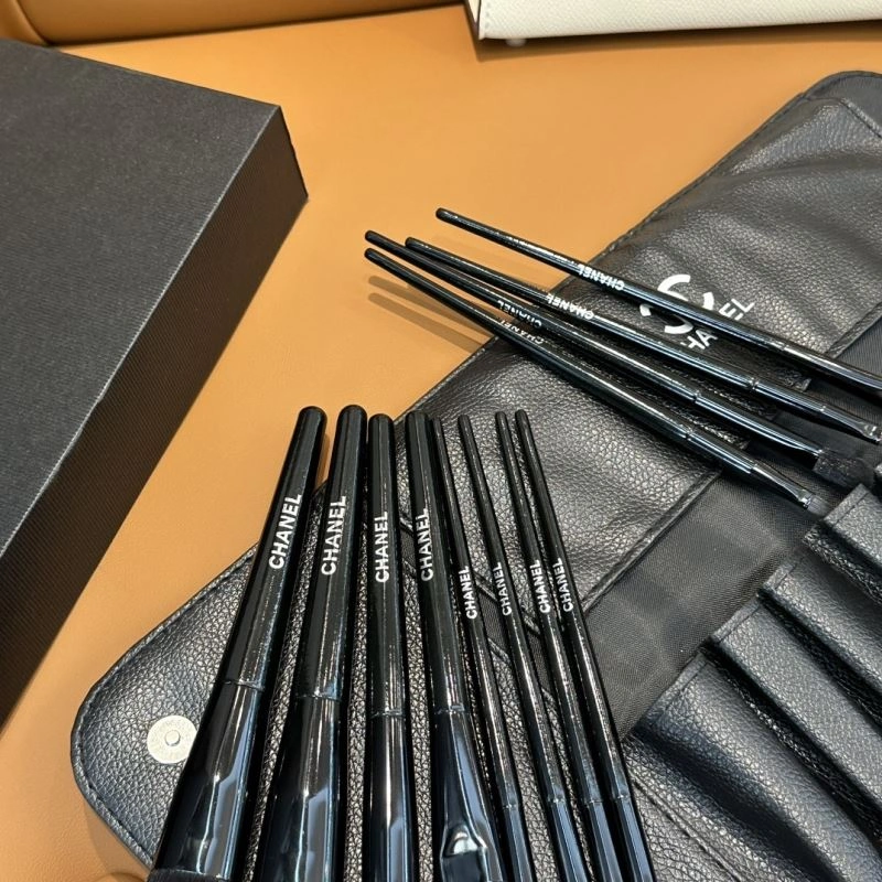 Precise copy Chanel Makeup Brushe