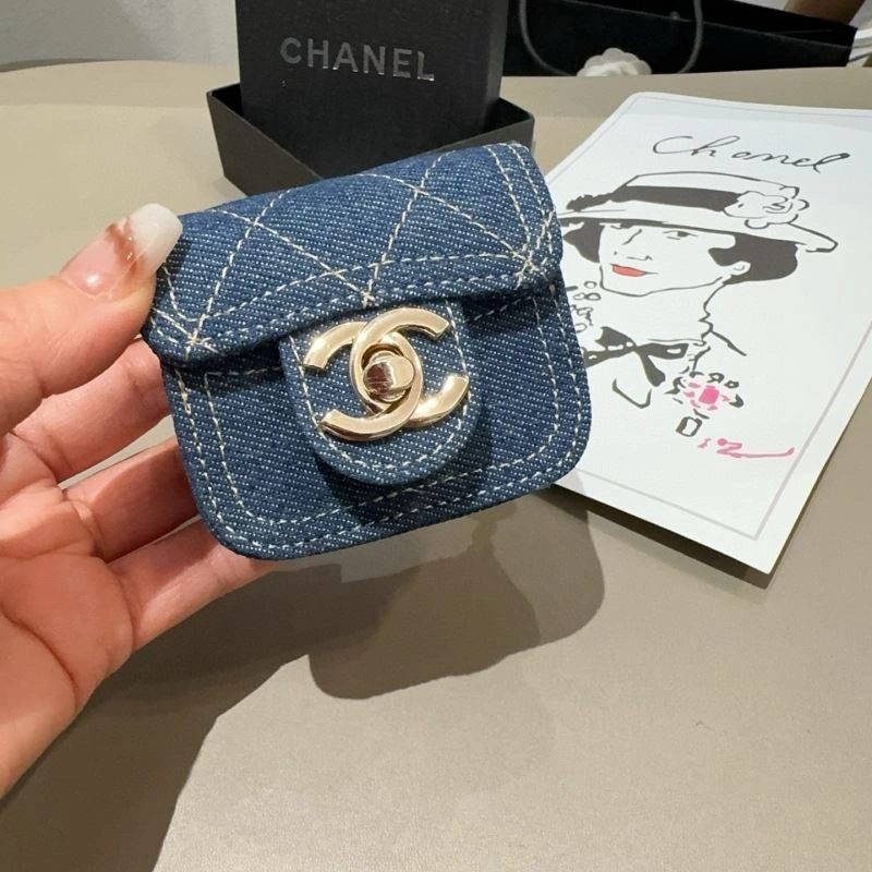 Bargain Chanel Mobile Cases