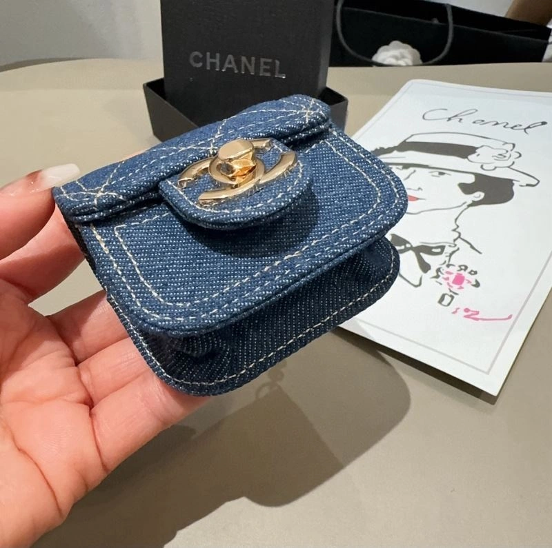 Bargain Chanel Mobile Cases