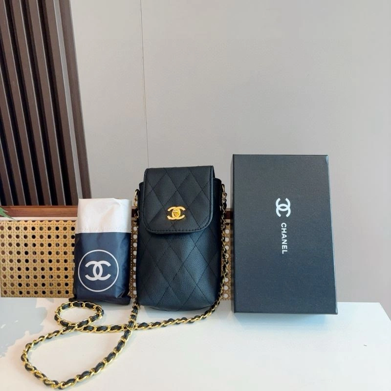 Low-cost Chanel Mobile Cases