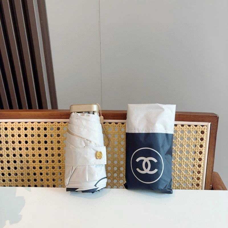 Low-cost Chanel Mobile Cases