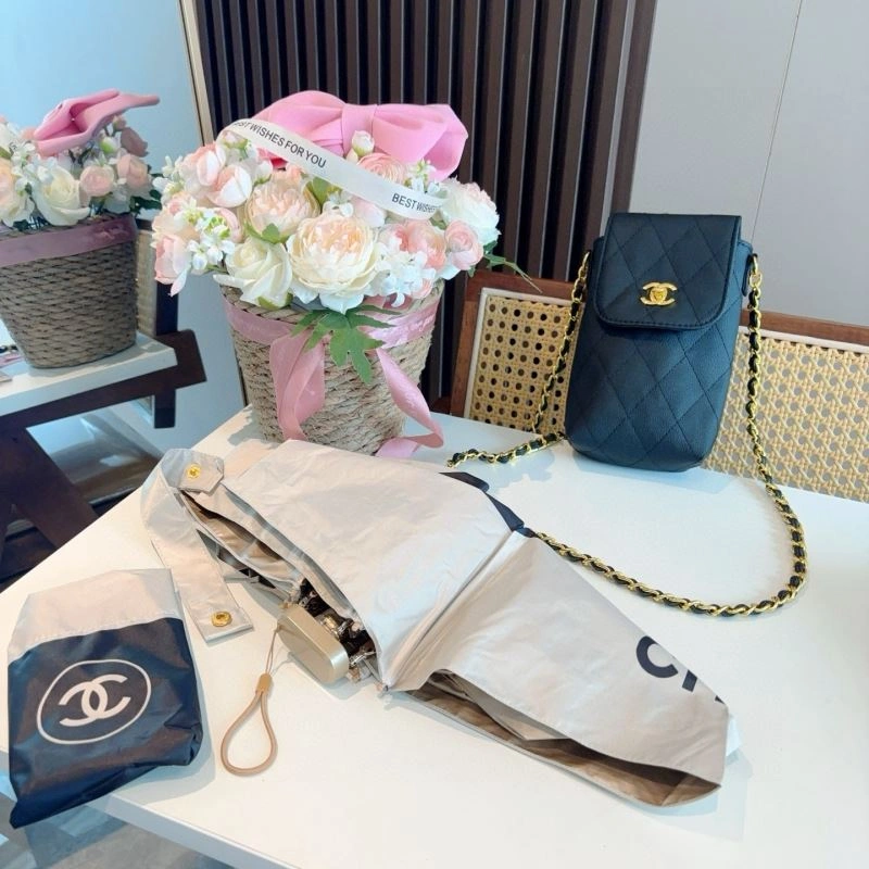 Low-cost Chanel Mobile Cases