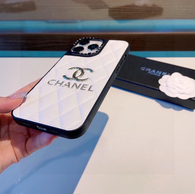 Bargain Chanel Mobile Cases