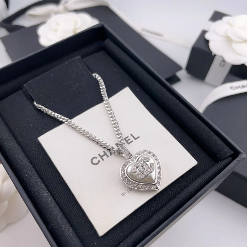 Brand-original Chanel Necklaces