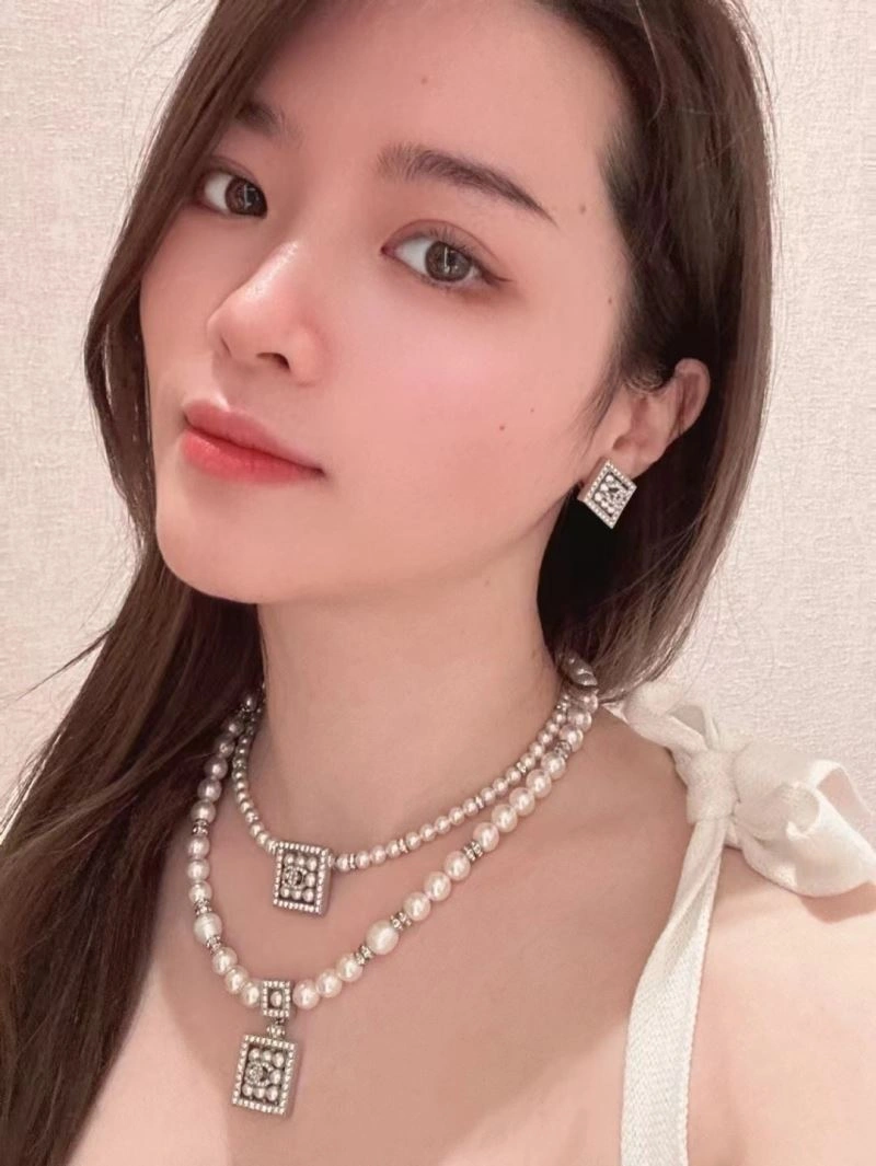 Factory-made Chanel Necklaces