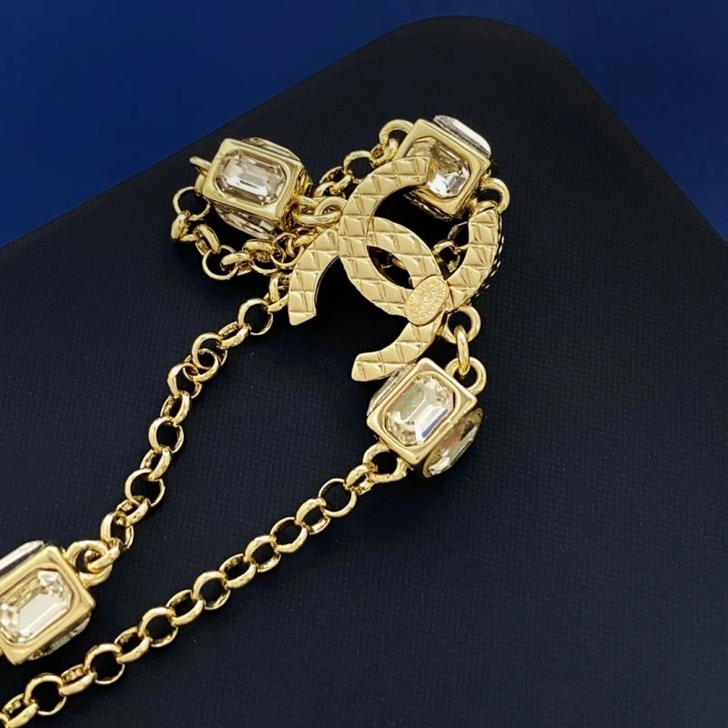 Top match Chanel Necklaces