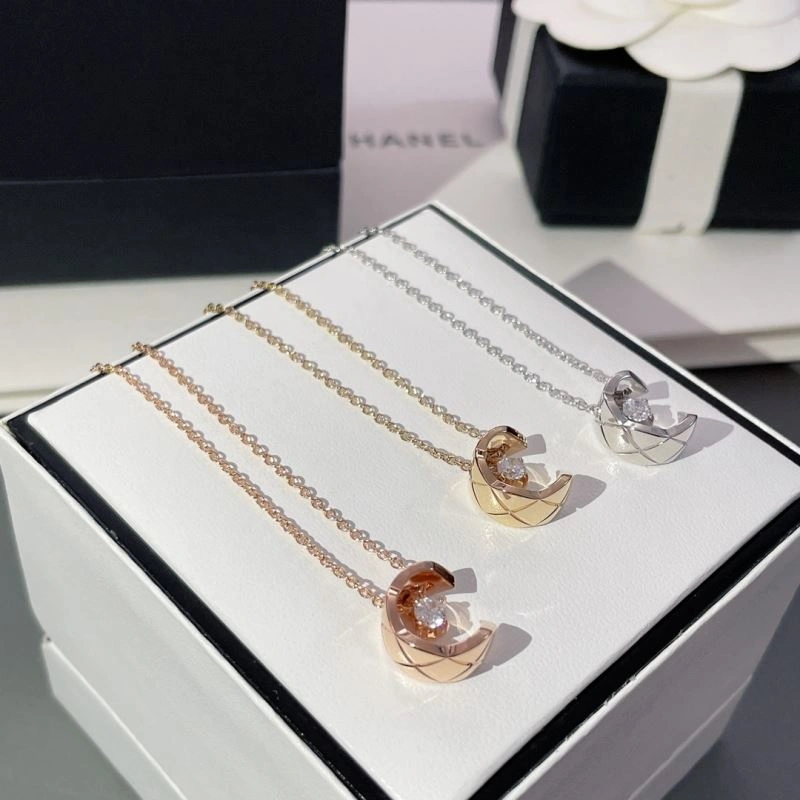 Low-cost Chanel Necklaces