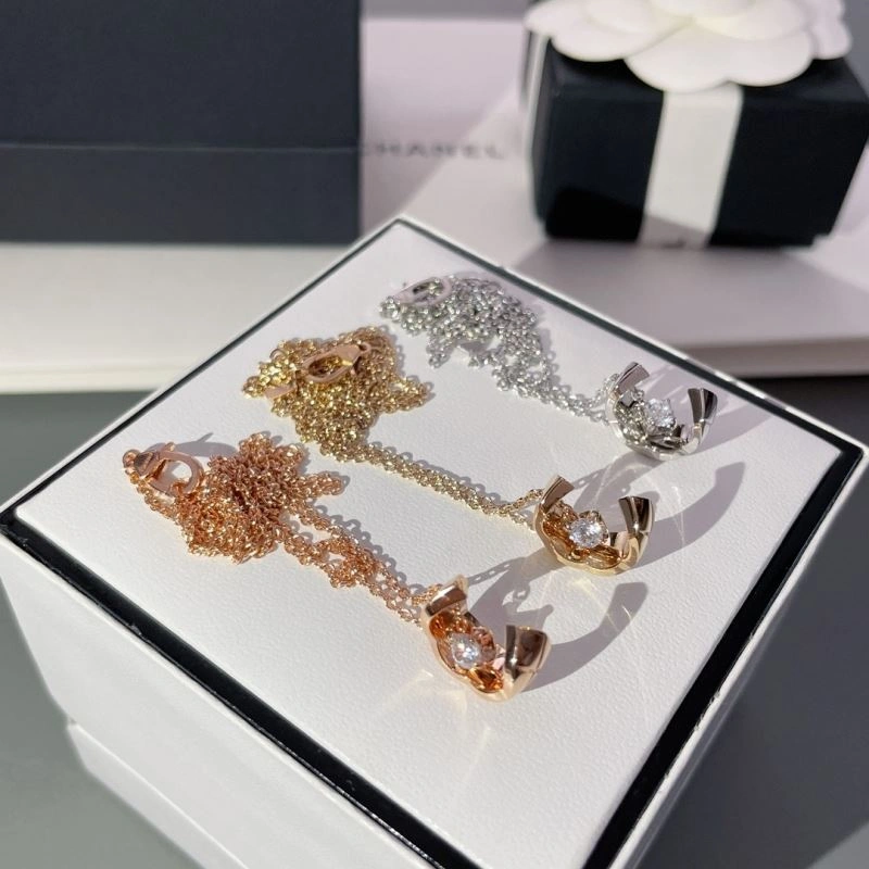 Low-cost Chanel Necklaces