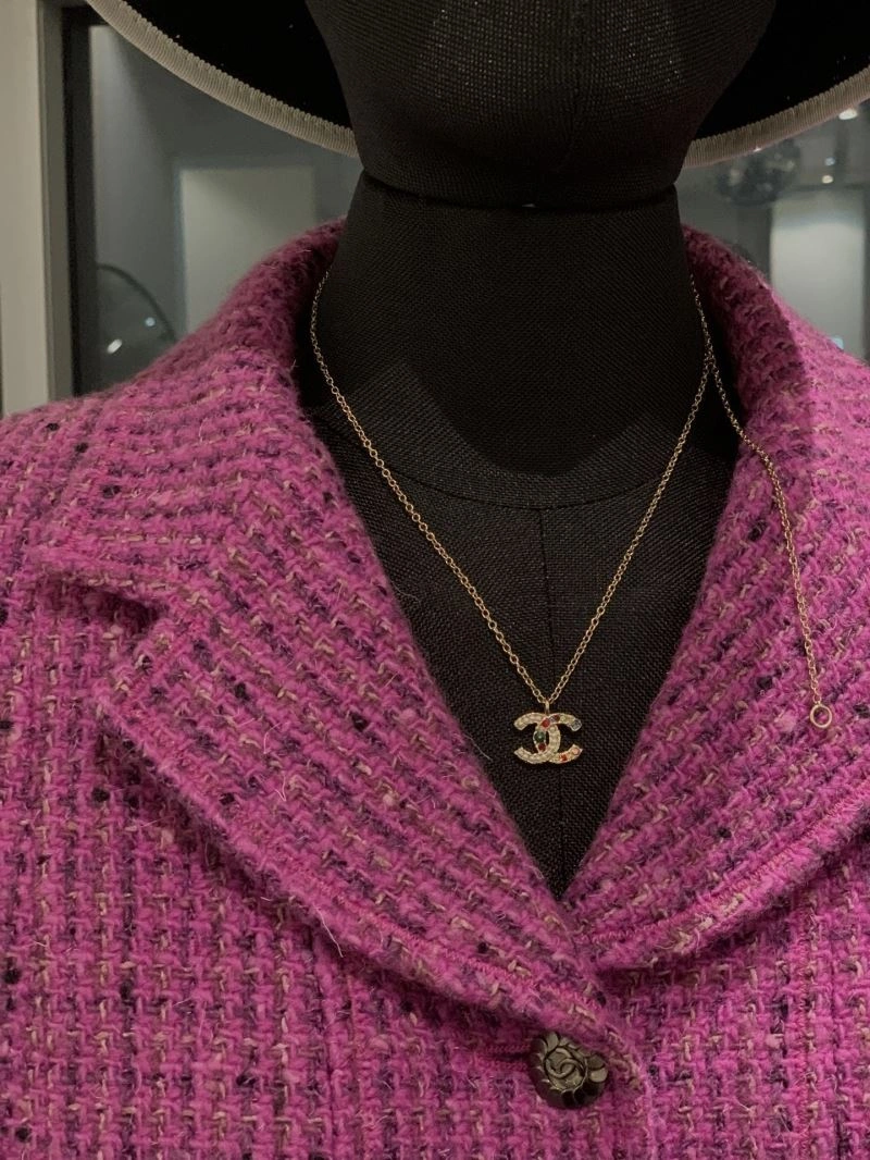 Original Chanel Necklaces