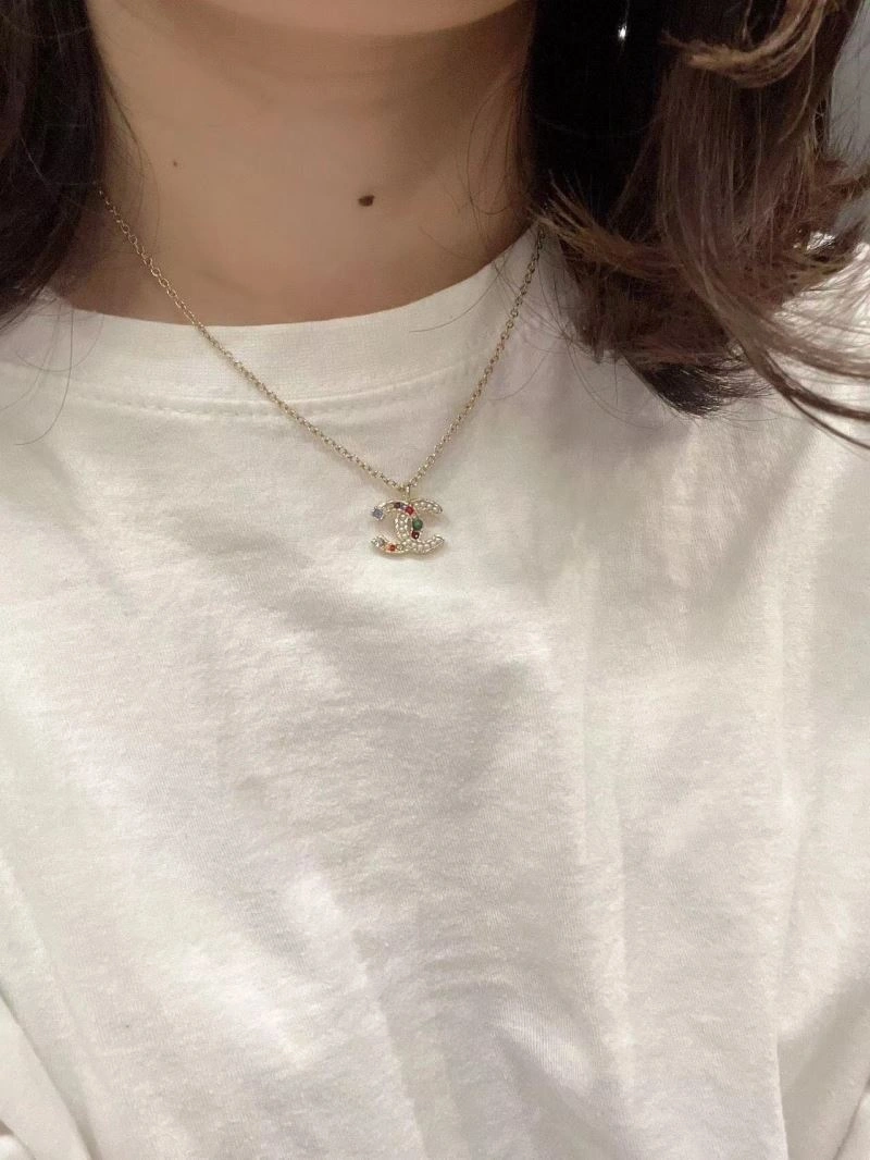 Original Chanel Necklaces