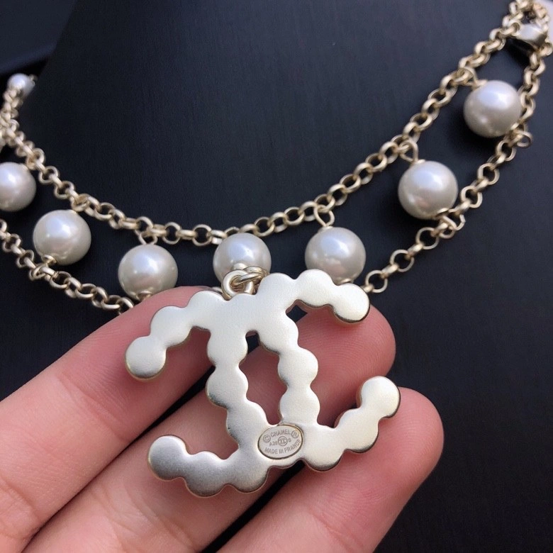 Inexpensive Chanel Necklaces