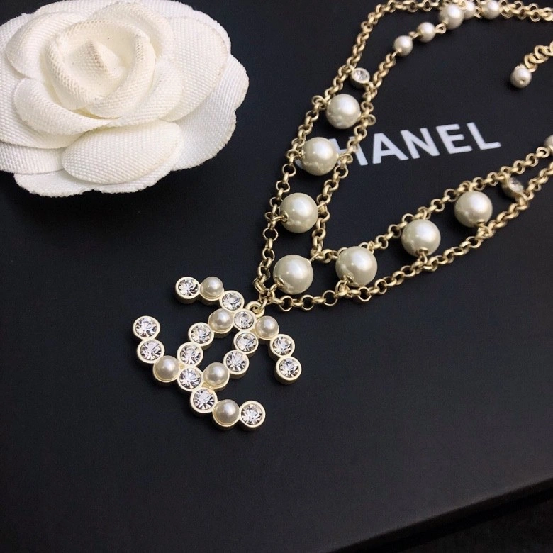 Inexpensive Chanel Necklaces