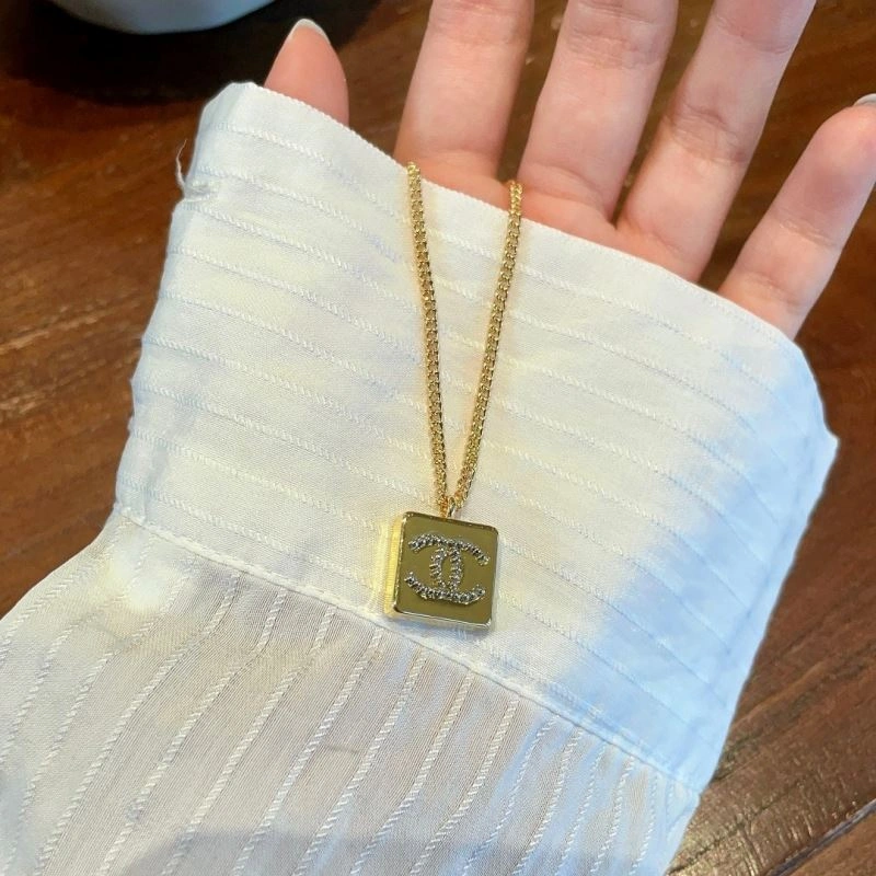 Real Chanel Necklaces