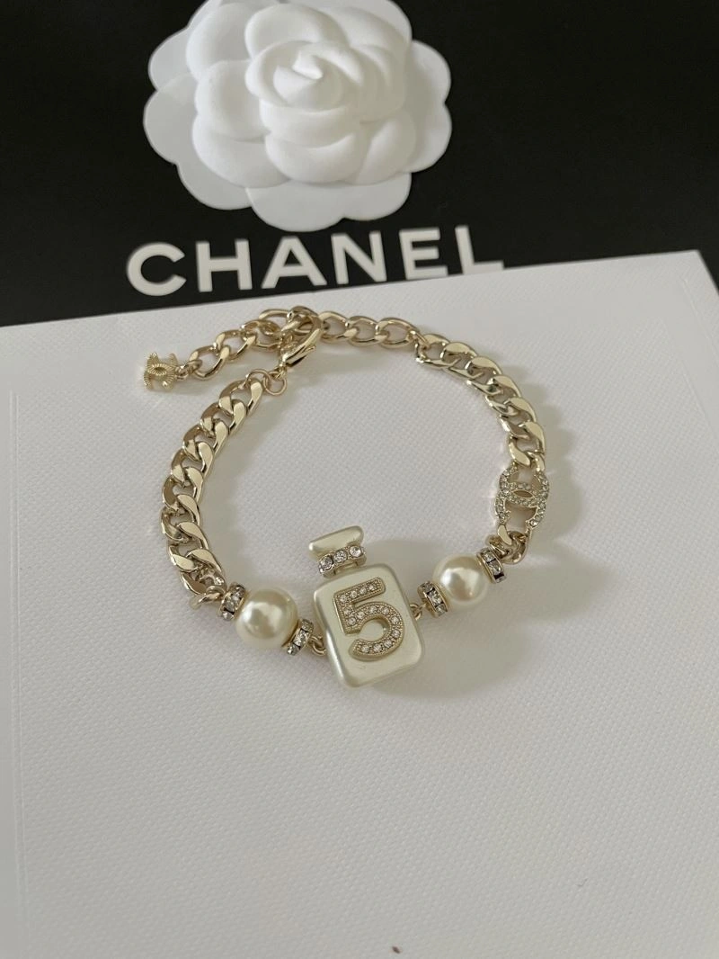 Chanel Necklaces