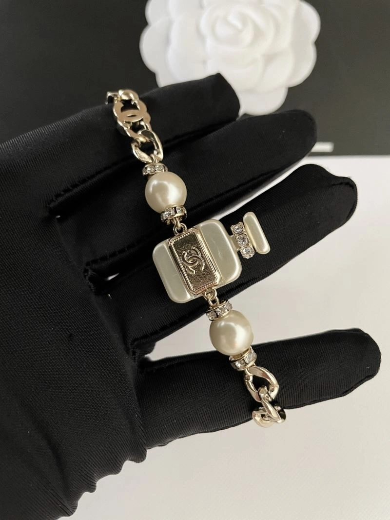 Exact replica Chanel Necklaces