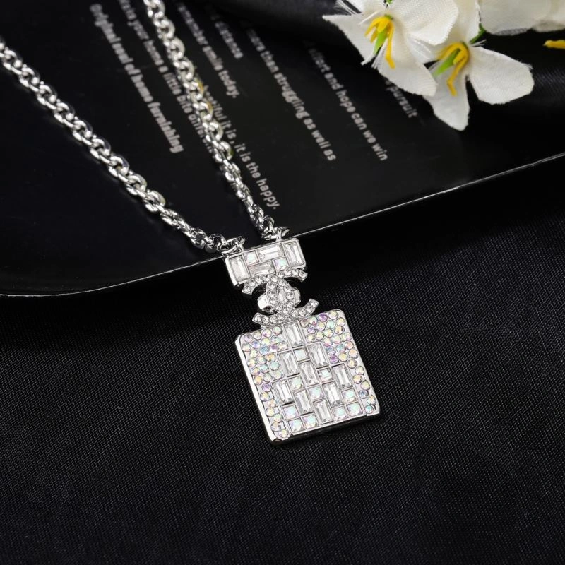 Original Chanel Necklaces