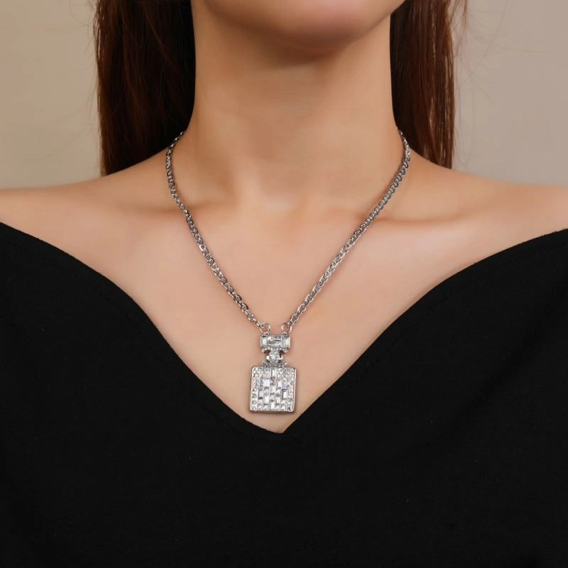 Original Chanel Necklaces