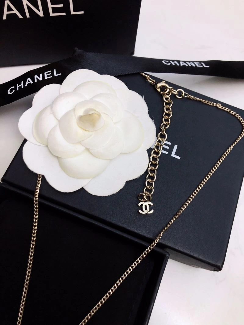 Inexpensive Chanel Necklaces