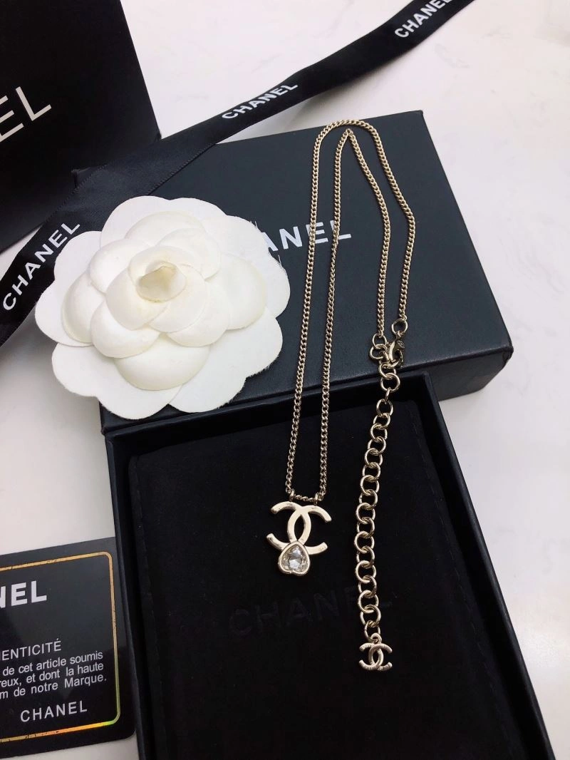 Inexpensive Chanel Necklaces